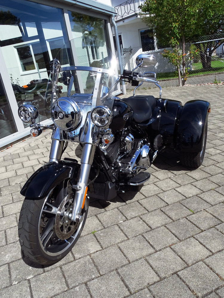 Motorrad-Matthies: Gebrauchte FLRT Freewheeler