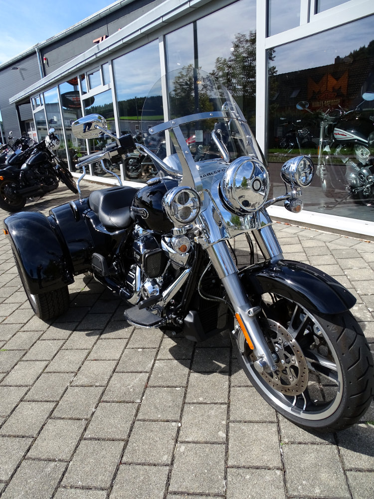 Motorrad-Matthies: Gebrauchte FLRT Freewheeler